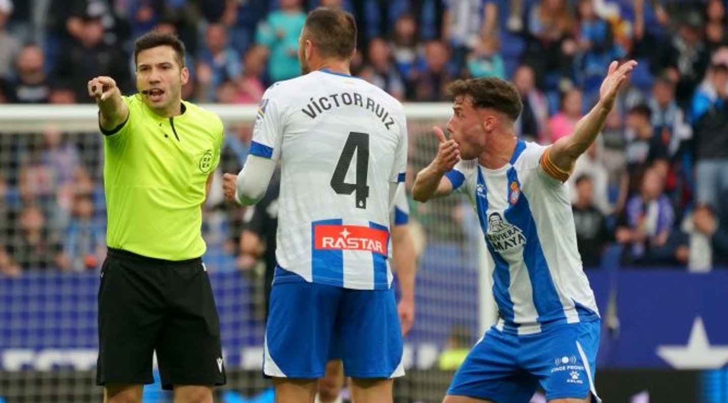 Víctor Ruiz: "Hemos gestionado bien quedarnos con uno menos para poder ...